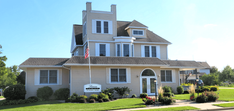 Larson Funeral Home, Fennimore WI | Soman-Larson Funeral Home, Montfort WI